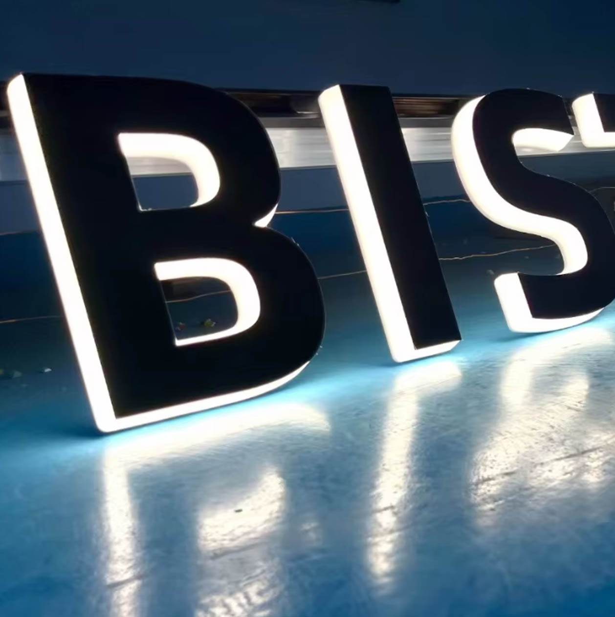 LED Backlit Sign – Side-Face Fully Lit - Matching Advertisement - Light ...